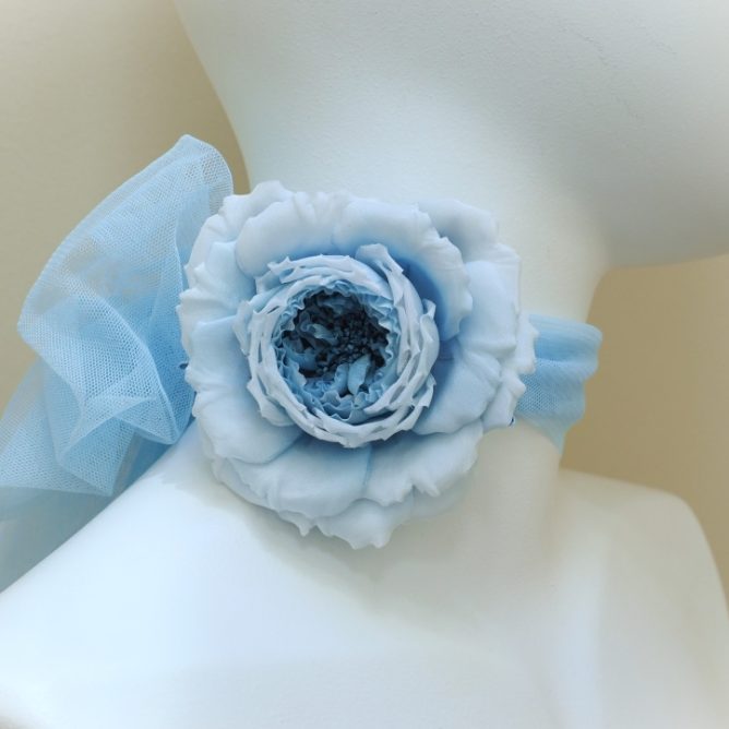 Silk flower necklace. Wedding flowers - PresentPerfect Creations | ART ...